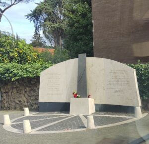 Quei giorni da via Fani a via Caetani. L’eccidio della scorta il ...